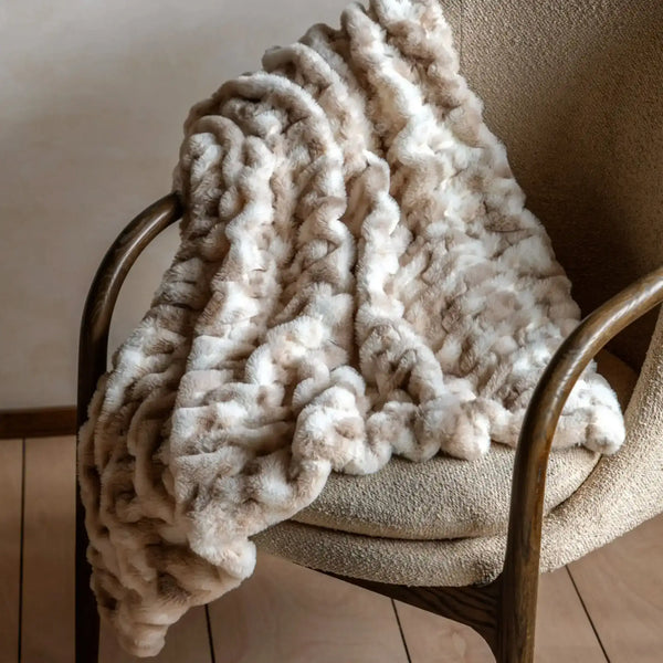 Sumptuous Brown & White Marble Throw
